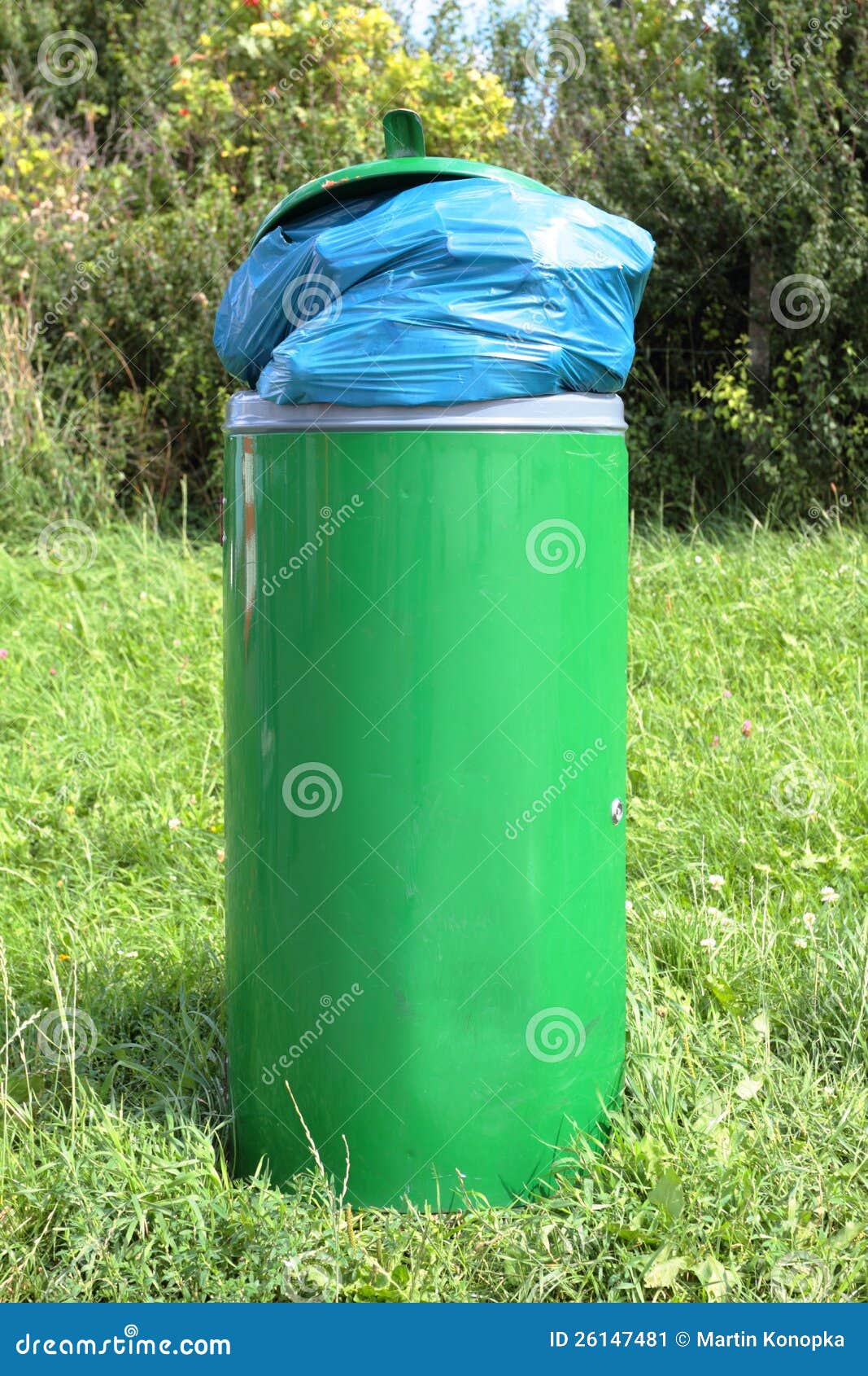Dustbin stock image. Image of cleanliness, dustbin, container - 26147481