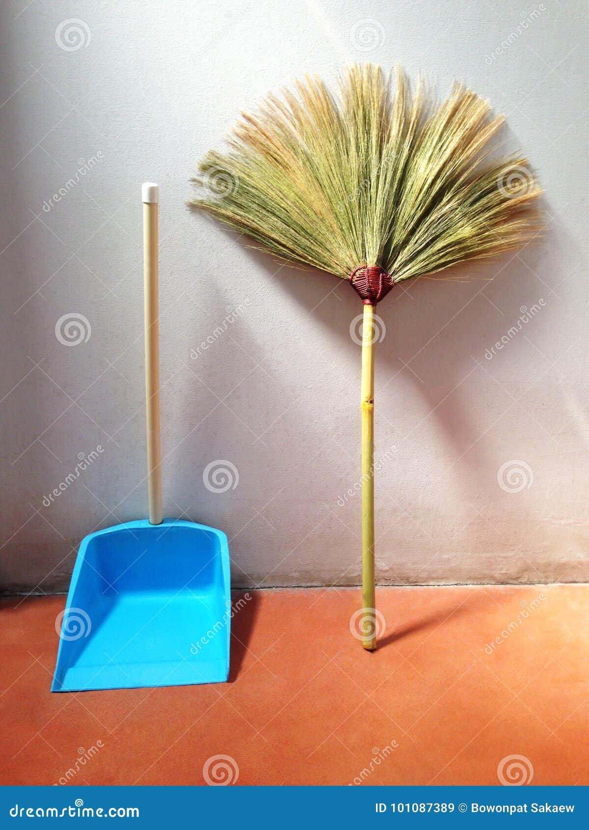 Dustpan and Broom stock image. Image of domestic, background - 101087389