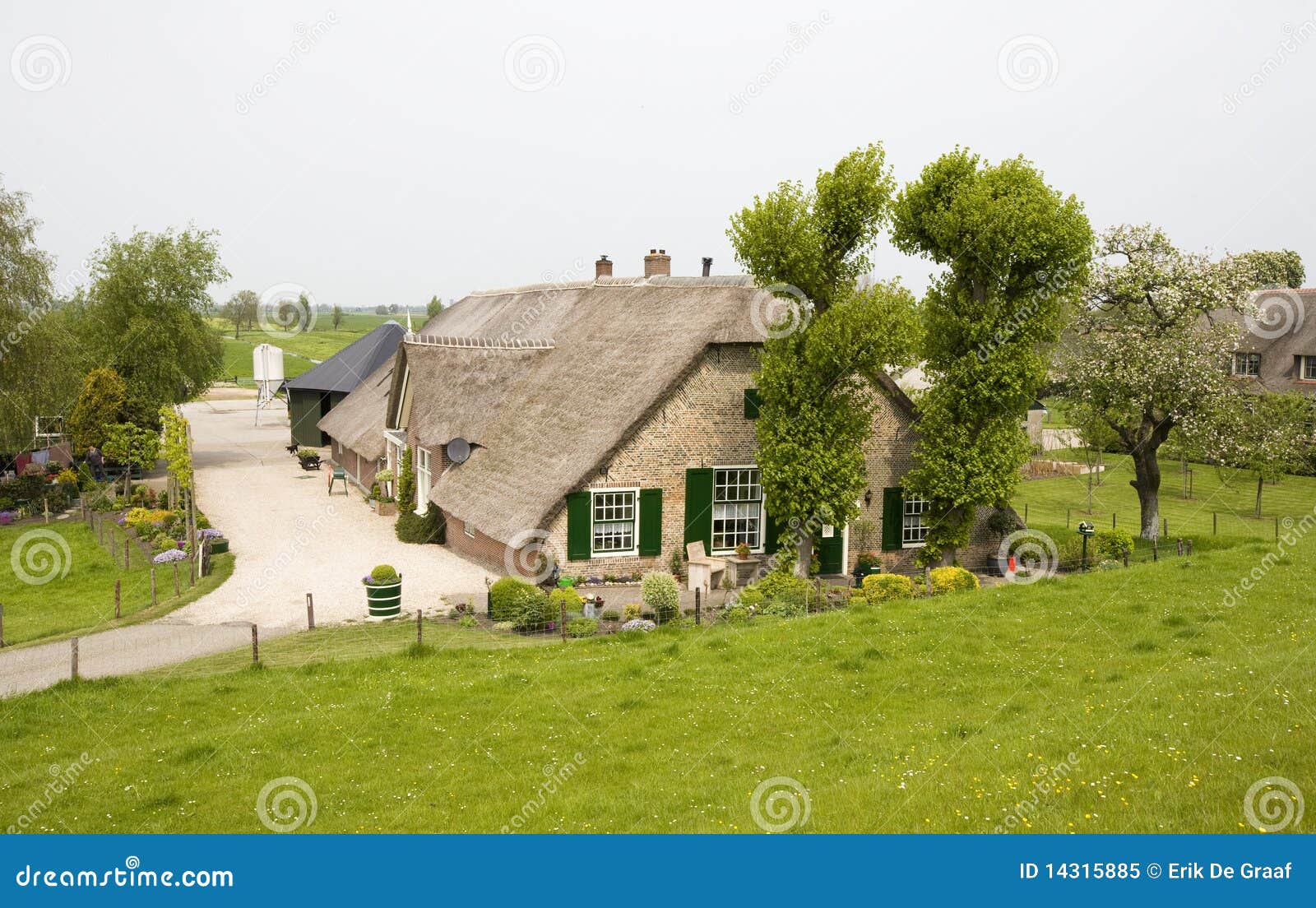 Dutch farm house stock image. Image of mansion, europe - 14315885