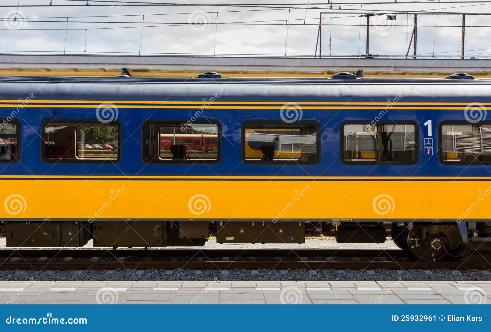 Dutch First Class Train Car Stock Image - Image of stones, intercity ...