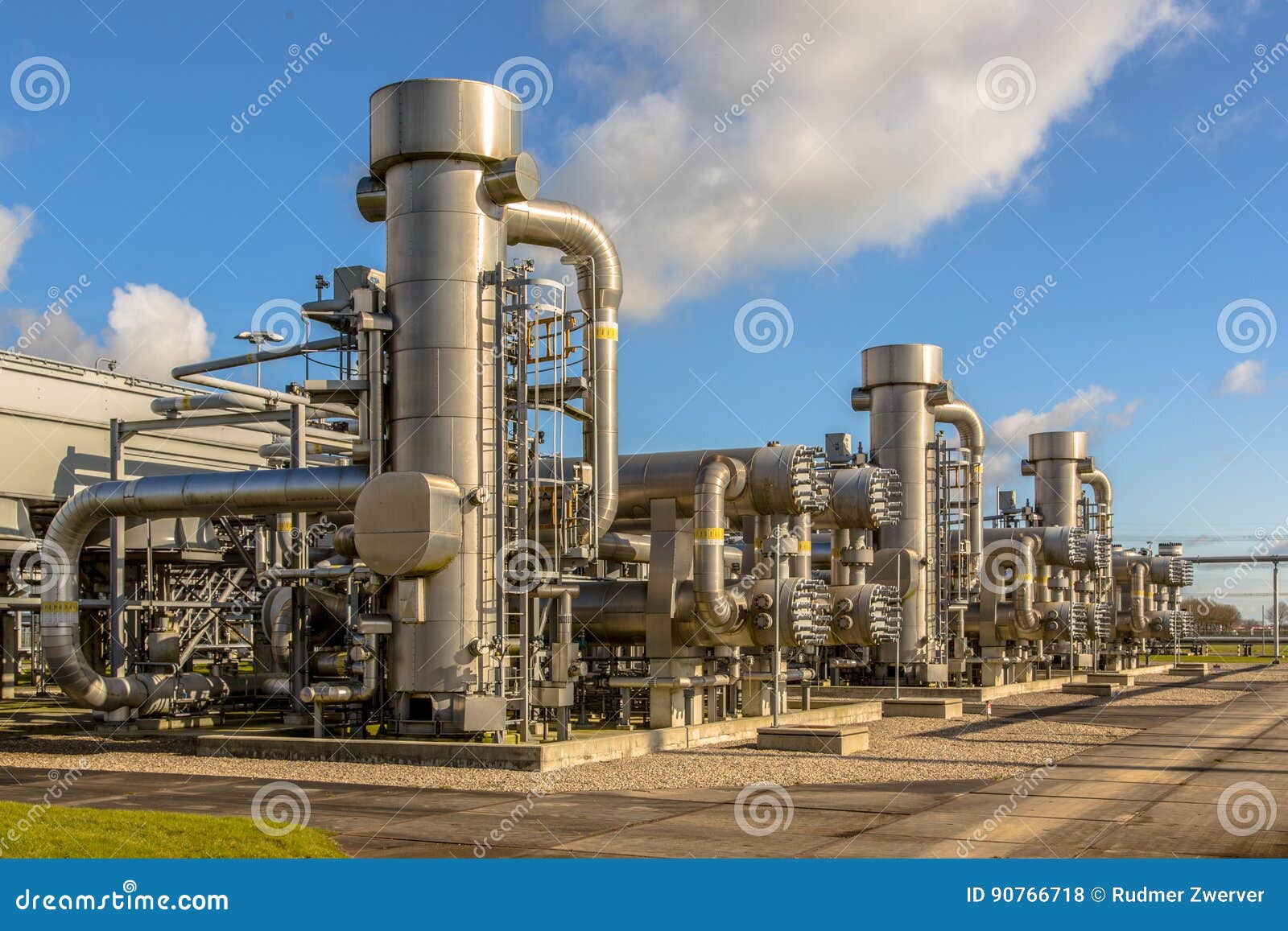 Dutch Natural Gas Processing Site Stock Photo - Image of plant ...