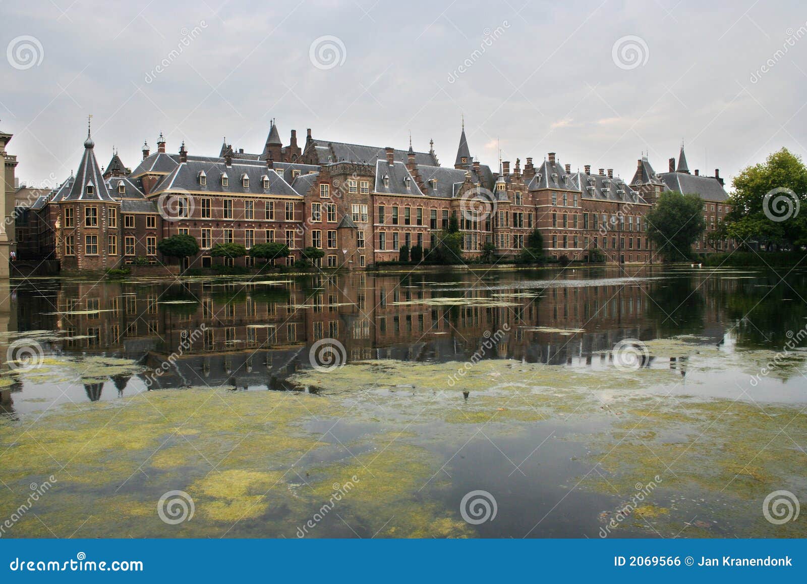 Dutch Parliament buildings stock photo. Image of binnenhof - 2069566
