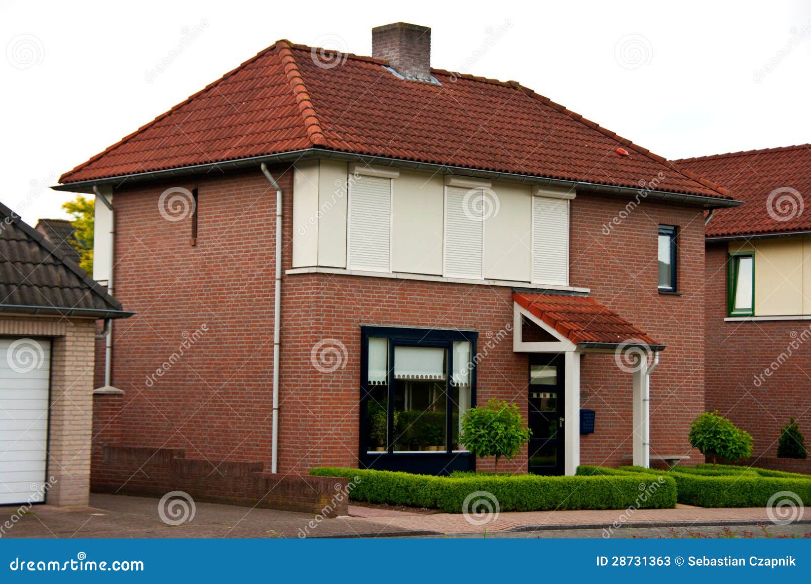 Dutch suburban house stock image. Image of lawn, characteristic - 28731363