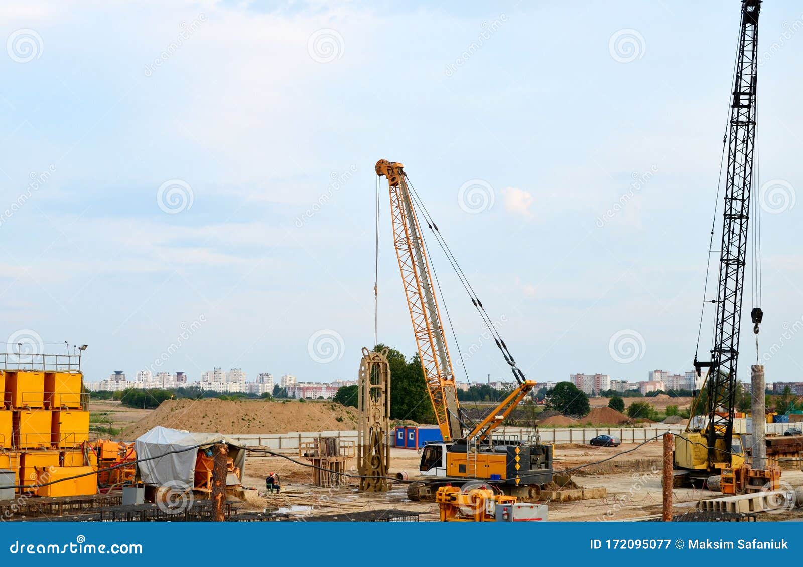 Duty Cycle Crawler Crane Machine for Dredging, Dragline Operation or ...