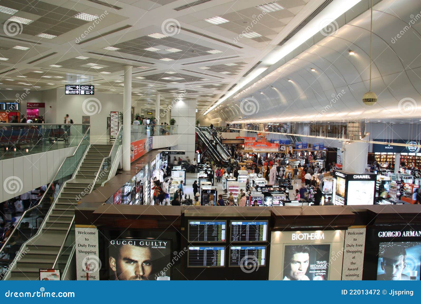 Duty free shop in Doha editorial photography. Image of cosmetic - 22013472