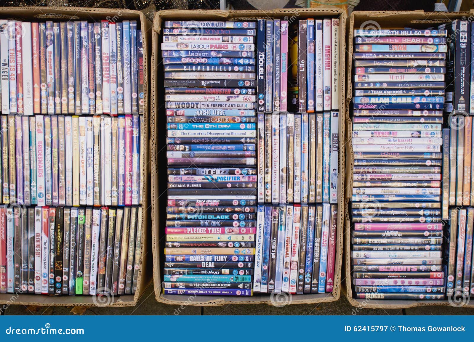 DVDs fotografia editorial. Imagem de popular, loja, segundo - 62415797