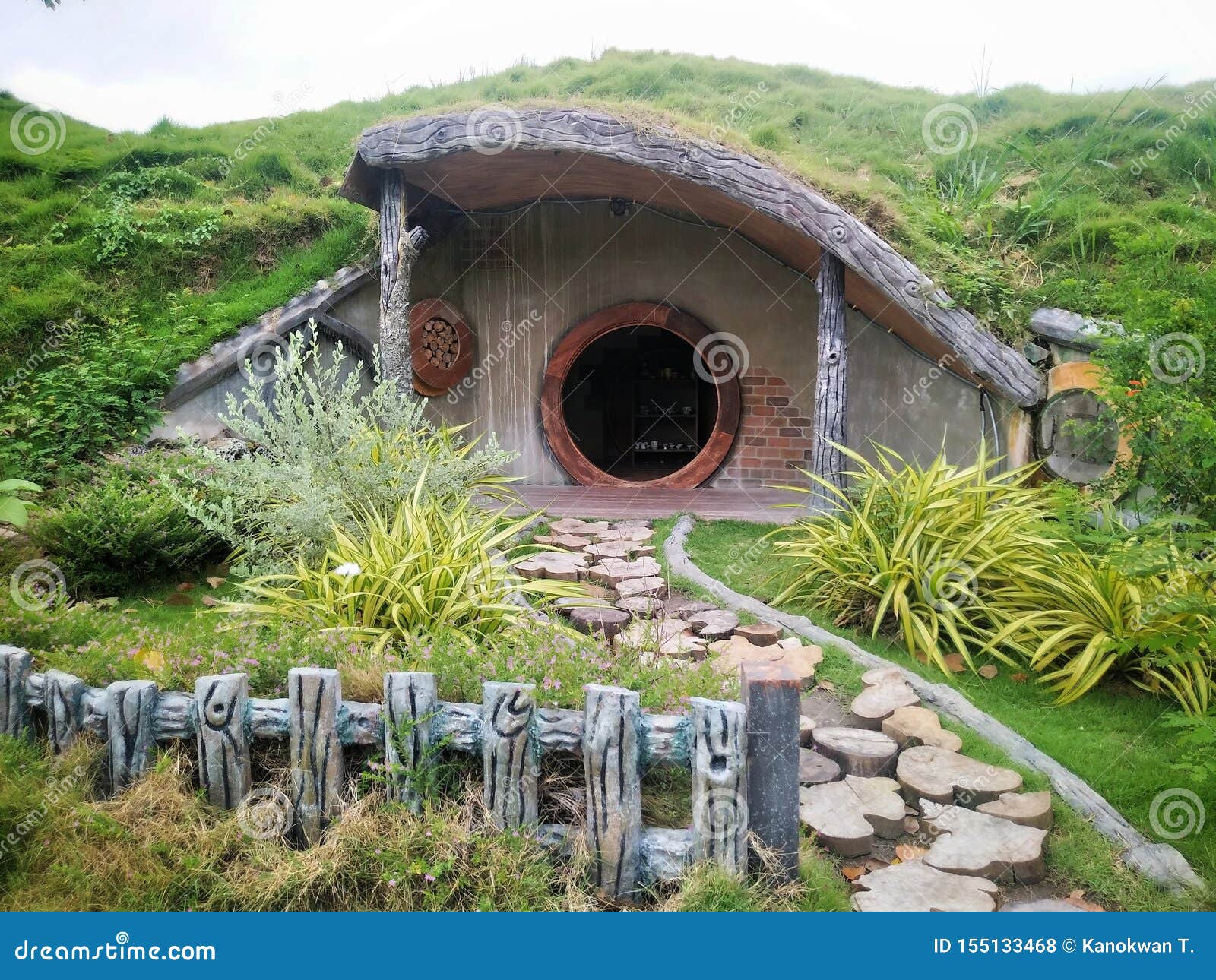 A Hut editorial stock photo. Image of small, dwarf, natural - 155133468