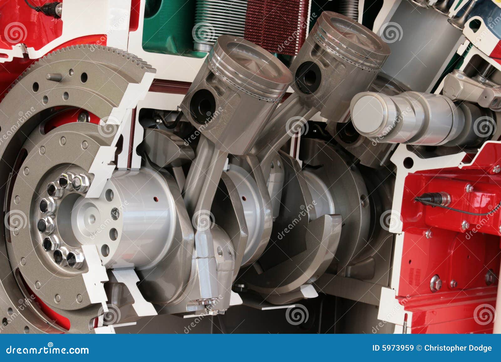 Dwarsdoorsnede Van Grote Dieselmotor Stock Afbeelding - Image of slang ...