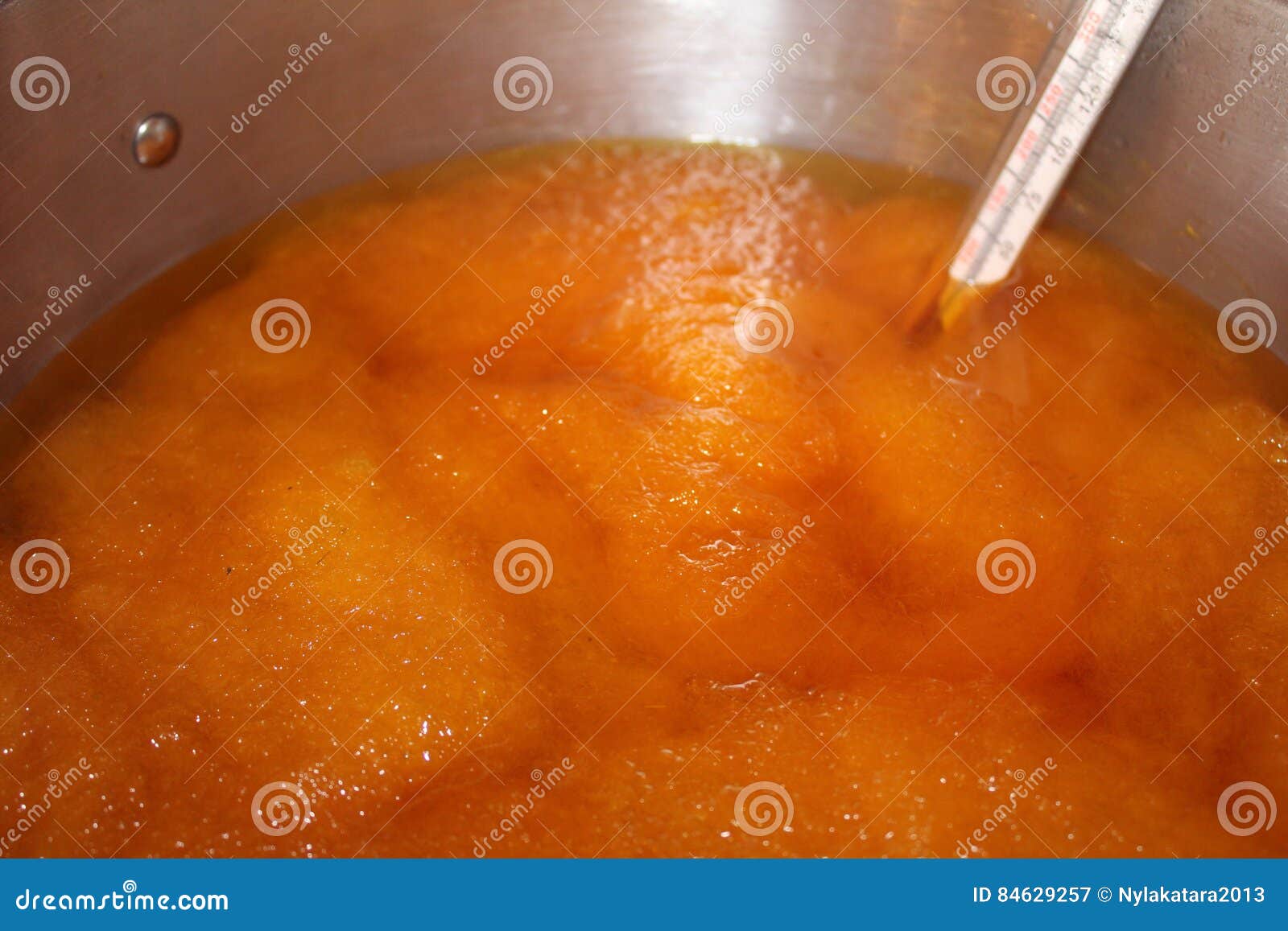 Dyeing sheep wool stock image. Image of ewes, felt, farm - 84629257