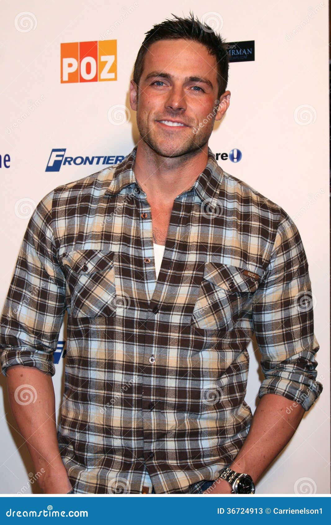 Dylan Bruce foto de archivo editorial. Imagen de jabones - 36724913