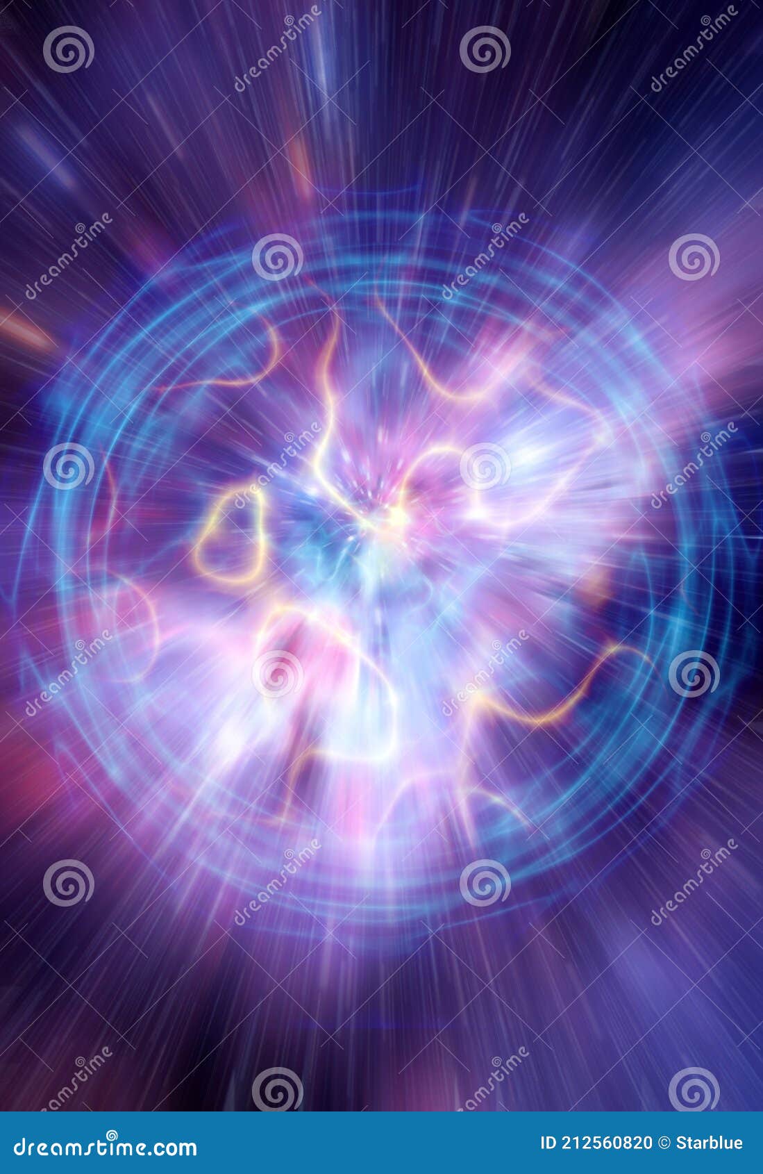 Dynamic Purple Violet Background with Mystic Circle and Rays of Light ...