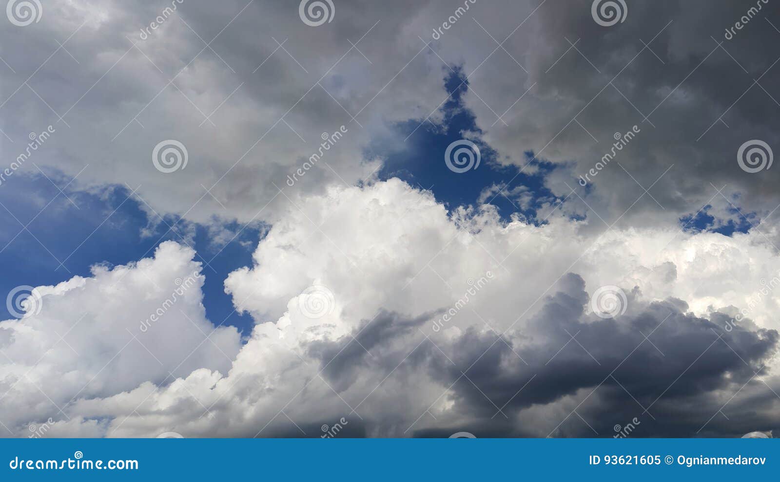 Dynamic Spring Cloud Sky stock image. Image of cloud - 93621605