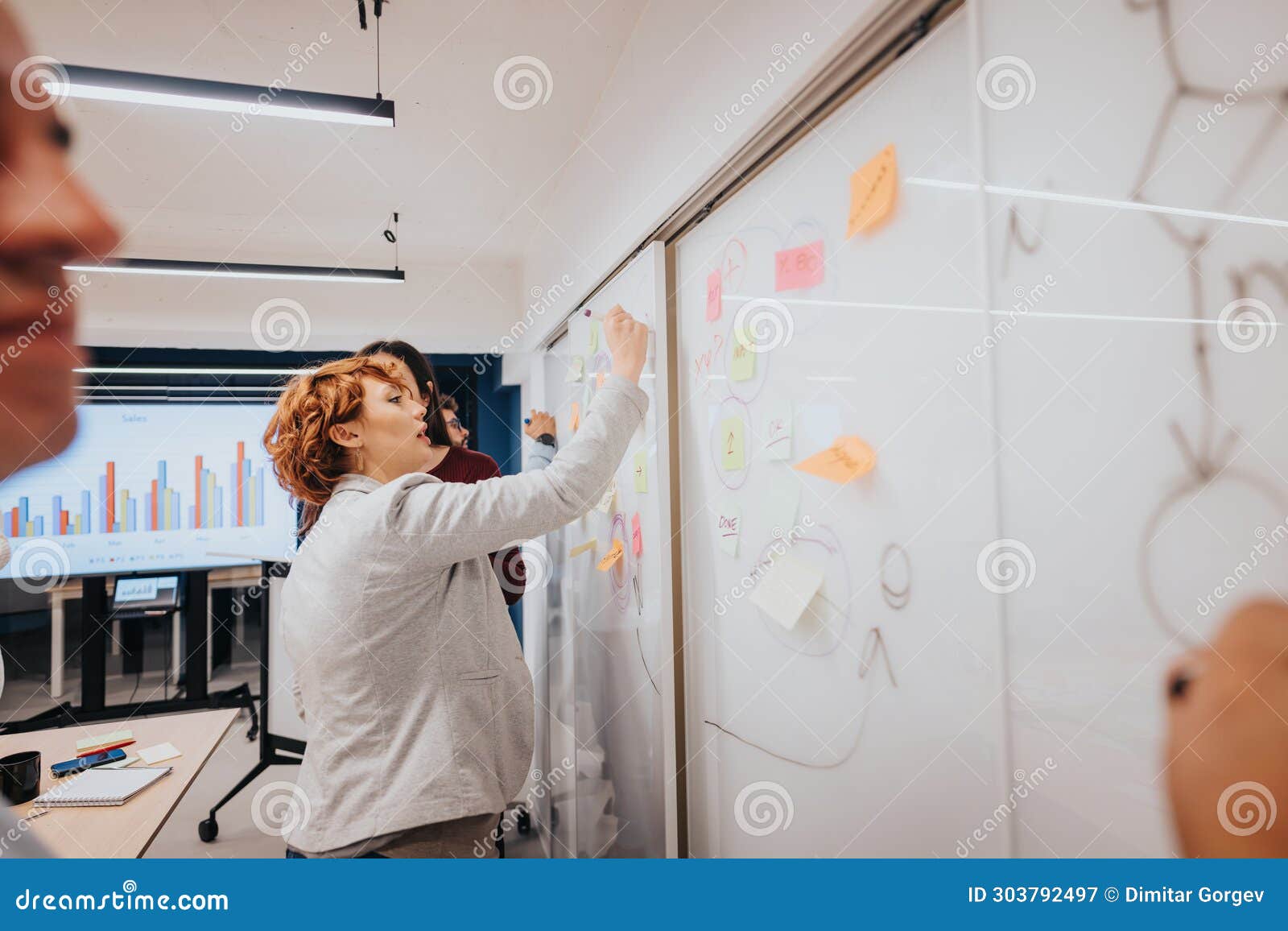 Dynamic Teamwork in a Diverse Workshop. Sharing Ideas, Discussing Stats ...