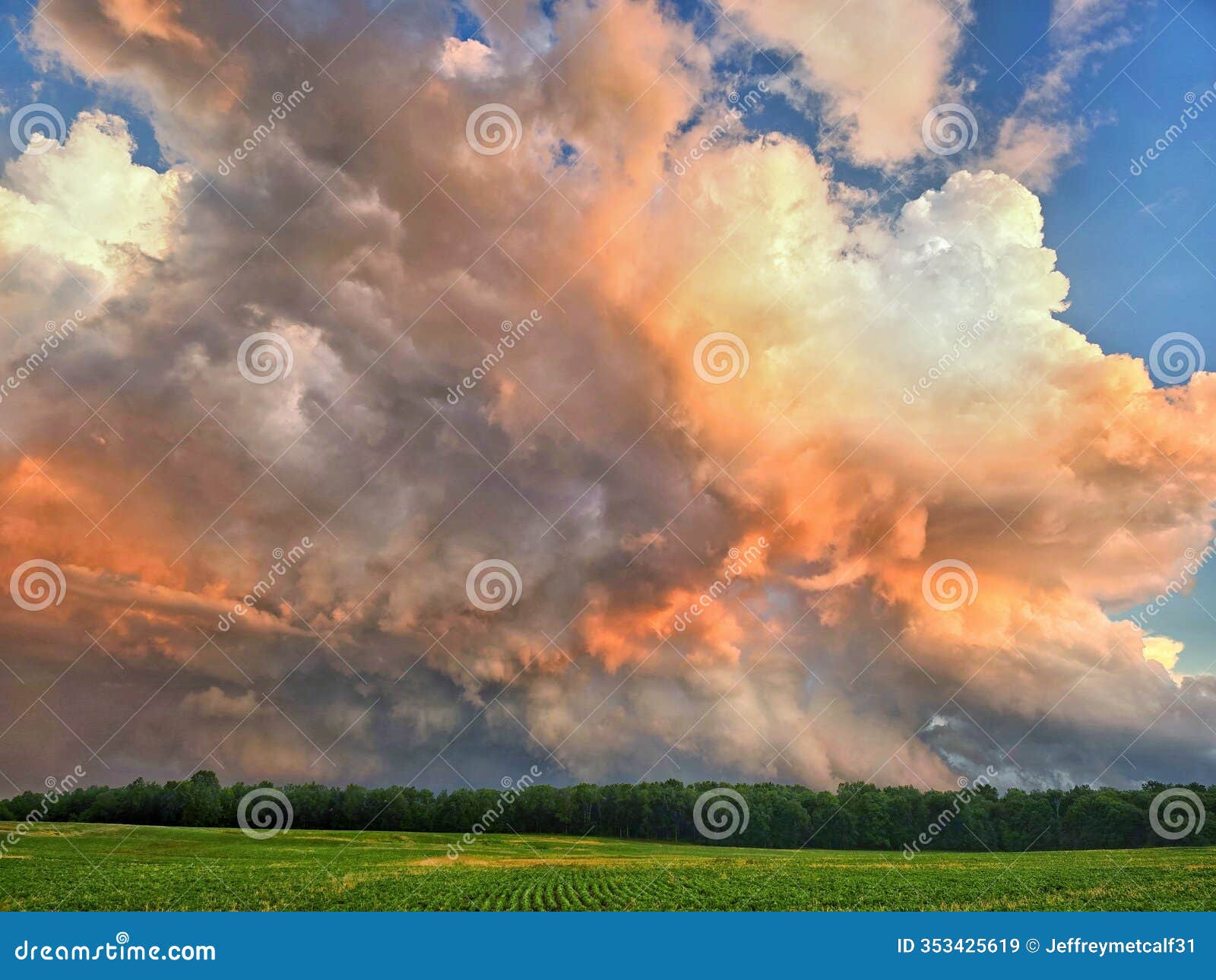Dynamic Thunderstorm Mesocyclone Stock Image - Image of lightning ...