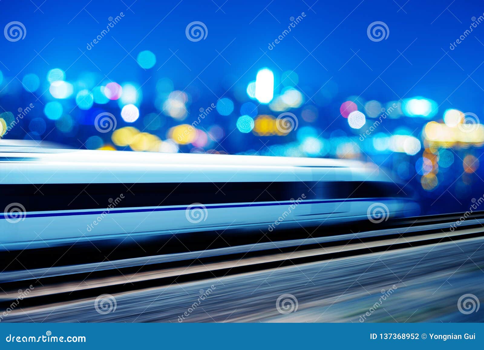 Dynamically Blurred High-speed Train Stock Photo - Image of speed ...