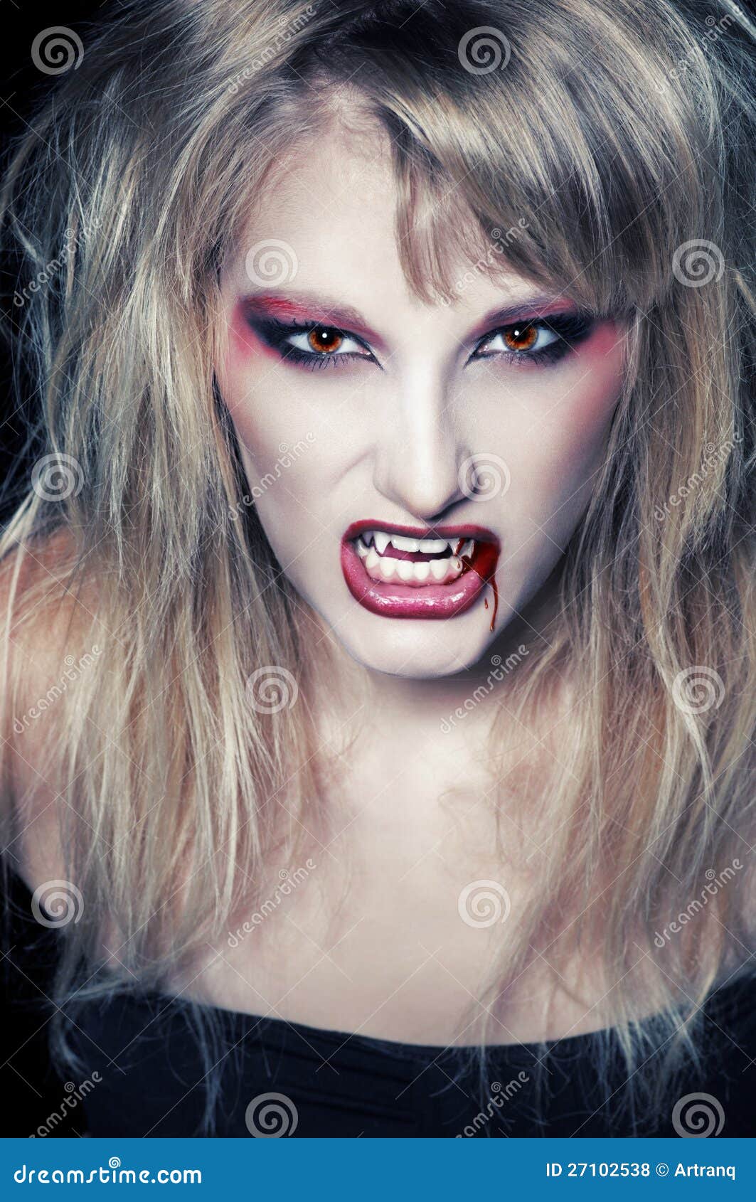 Dziewczyna Blond Wampir Portret Zdjęcie Stock - Obraz złożonej z ...