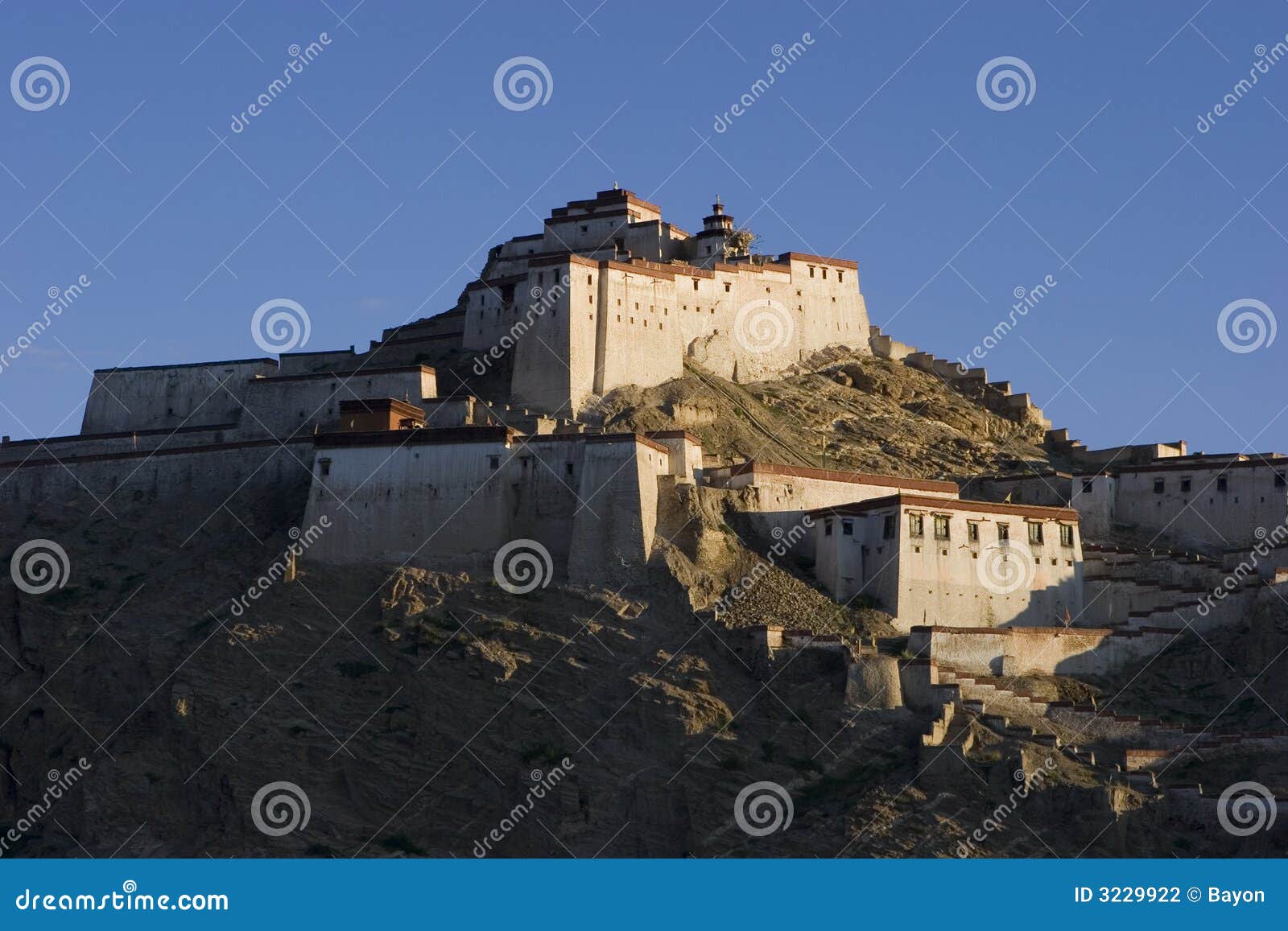 The Dzong in Tibet stock photo. Image of fort, architecture - 3229922