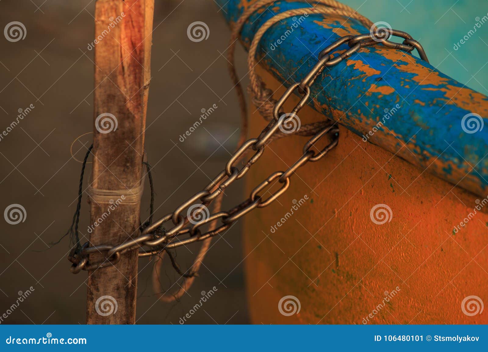 Closeup Metal Chain Ties Round Fishing Boat To Pole in Vietnam Image ...