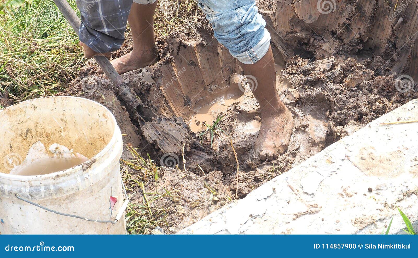 Construction Asian Workers To Digging Clay for Building House ...