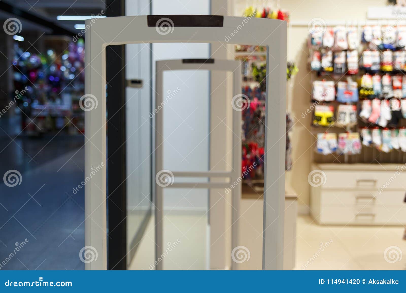 Scanner entrance gate stockfoto. Bild von siebung, system - 114941420