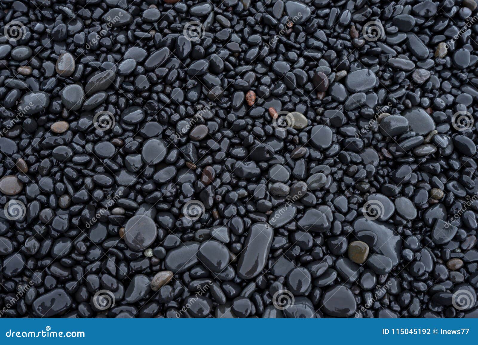 Black Stones on Beach Background. Fotografia Stock - Immagine di ...