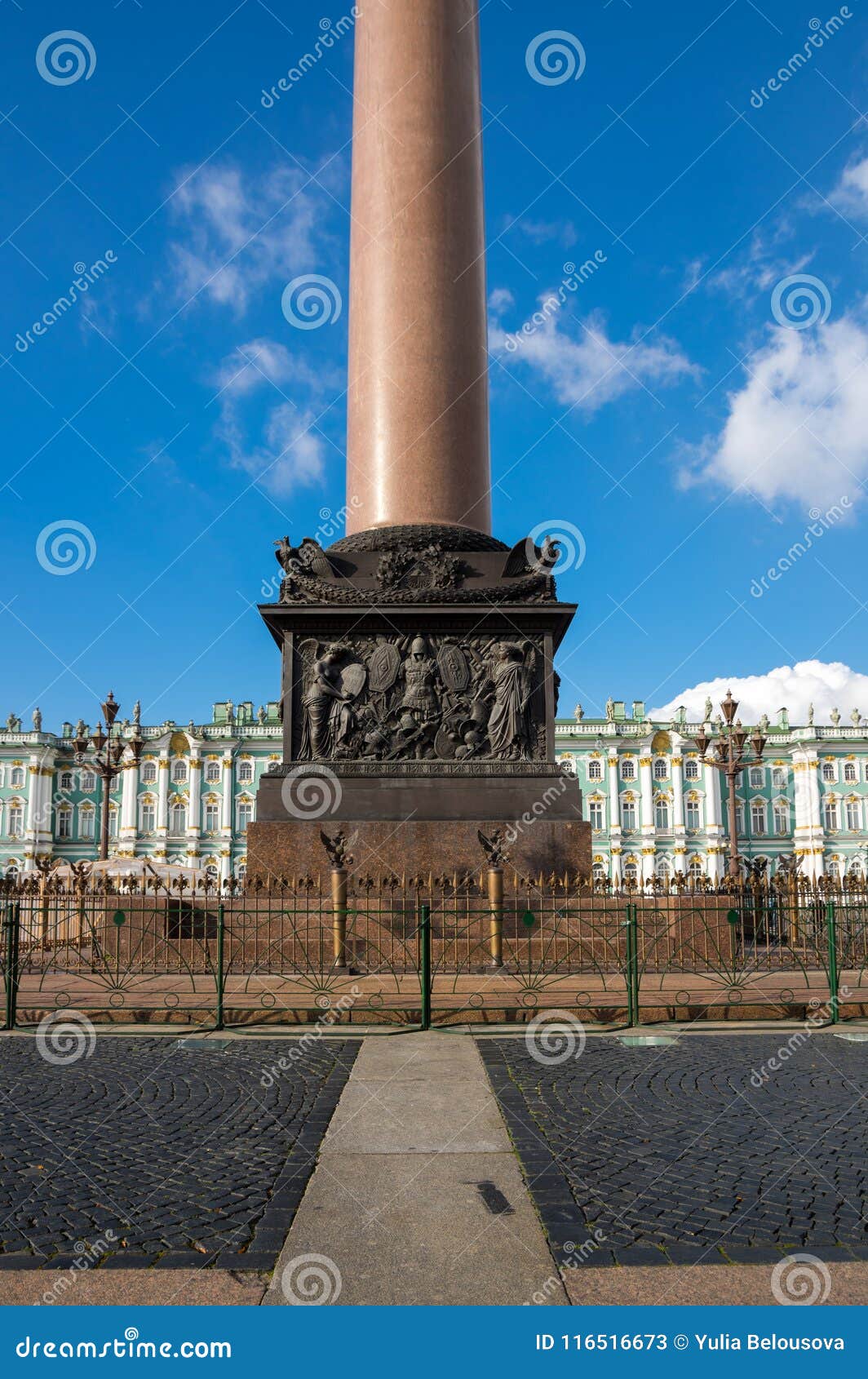 The Alexander Column in Saint Petersburg, Russia Immagine Stock ...