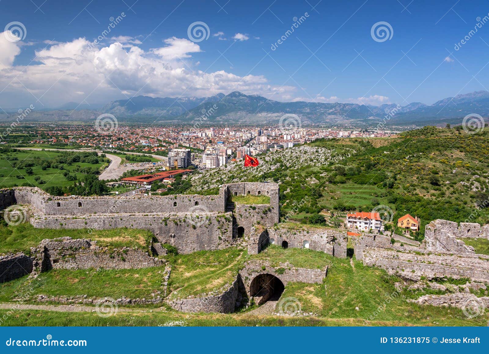Rozafa Castle and Shkoder View Stockbild - Bild von himmel, albanien ...