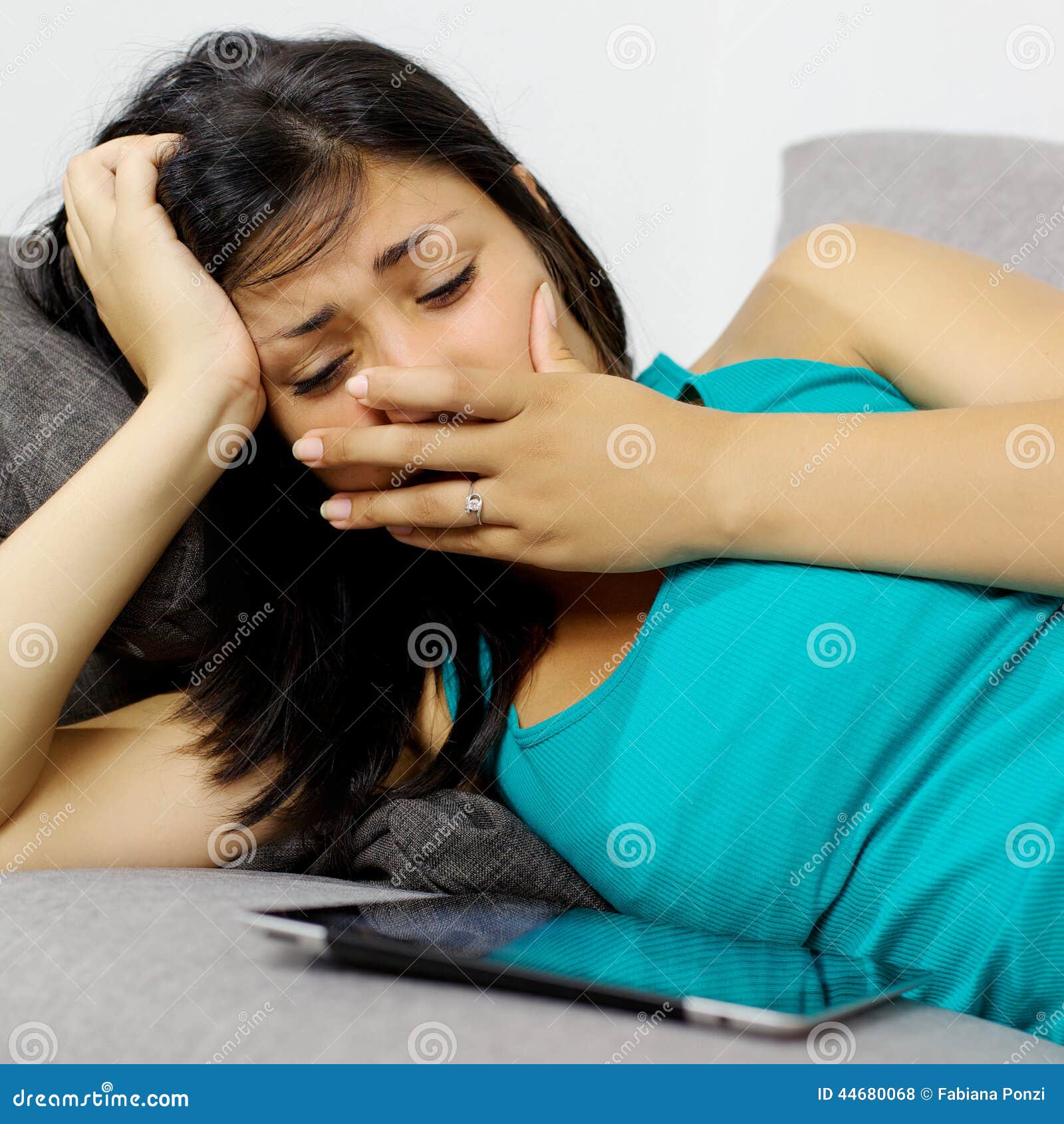 Vilified by Social Networks Foto de Stock - Imagem de fofofo, surpresa ...