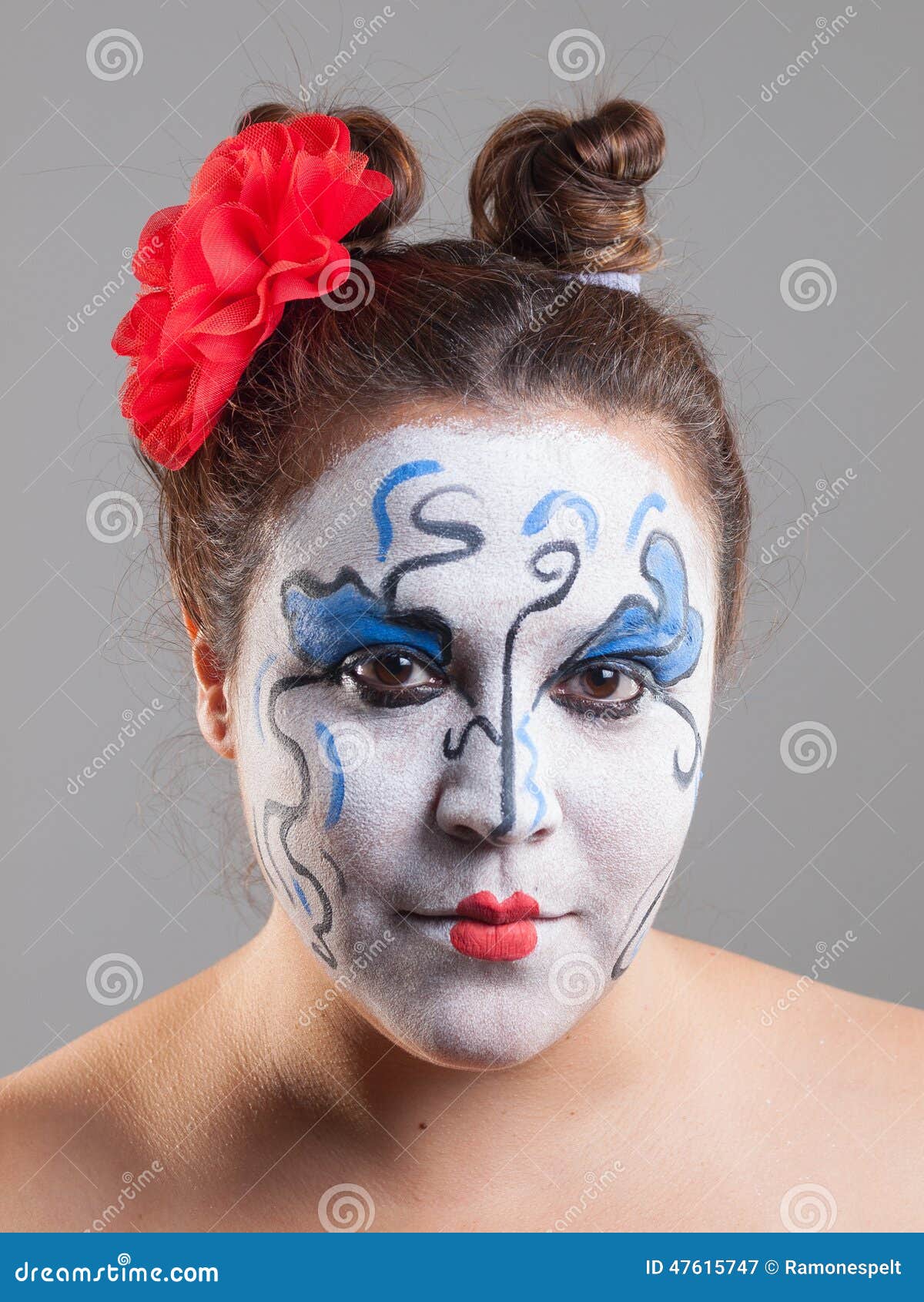Woman with circus makeup. stock afbeelding. Image of maak - 47615747