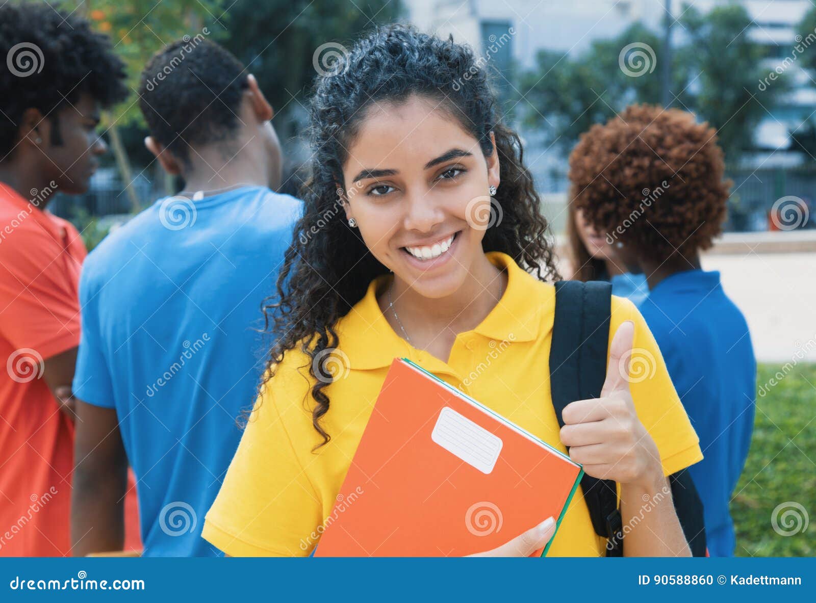 Cute Latin Female Student with Group of Other Students 库存照片 - 图片 包括有 ...