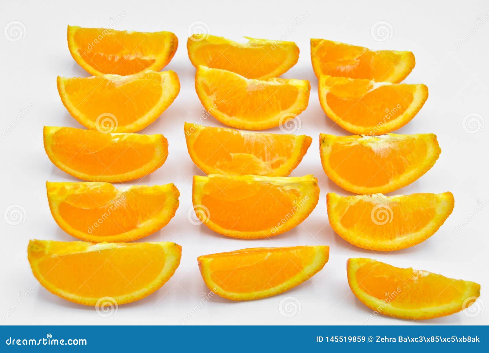 Cut Orange Slices Fresh and Juicy. Imagem de Stock - Imagem de citrino ...