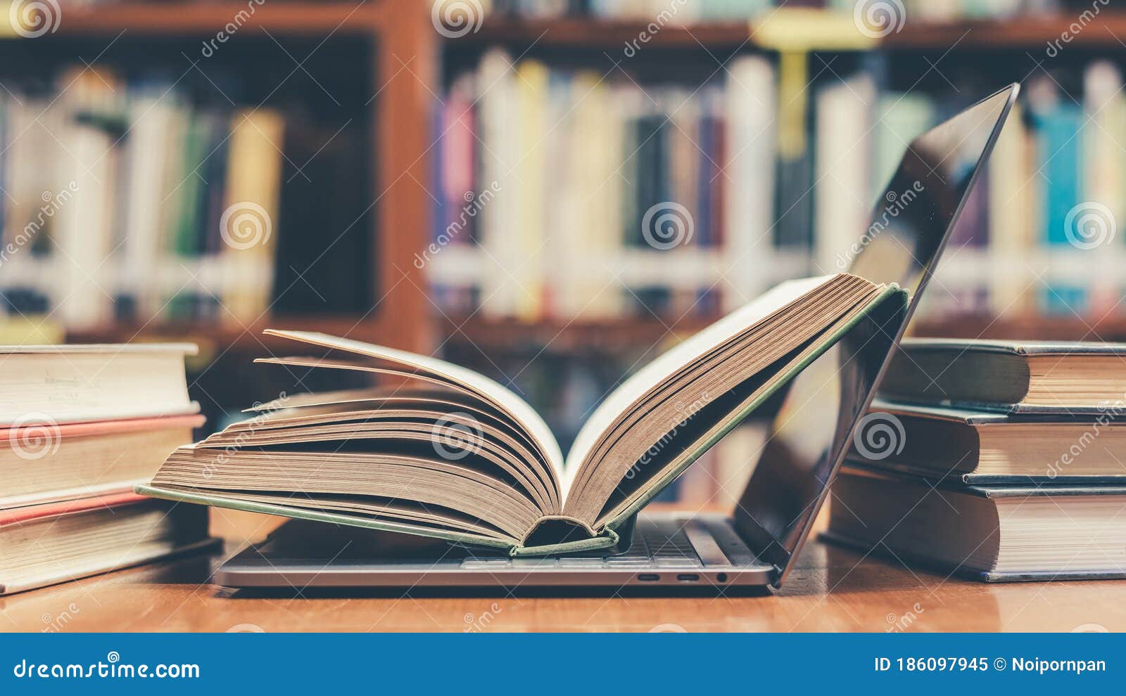 E-learning Class and E-book Digital Technology in Education Concept ...