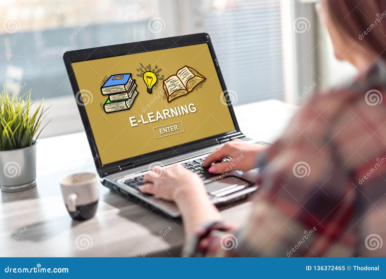 E-learning Concept on a Laptop Screen Stock Image - Image of learn ...