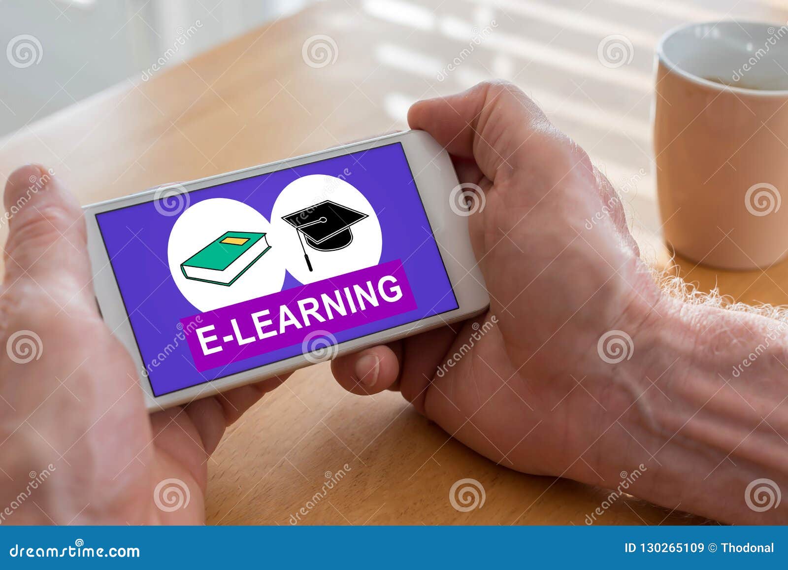 E-learning Concept on a Smartphone Stock Image - Image of seminar ...