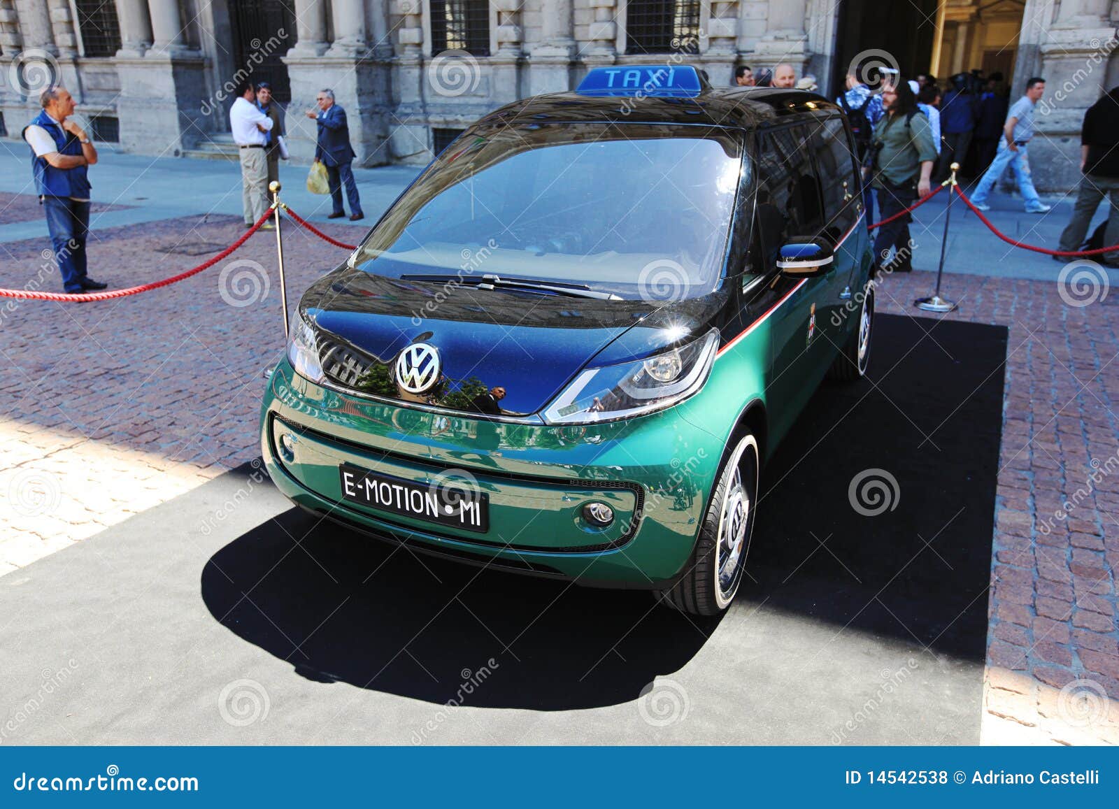 E-Motion Milano Taxi Presentation Editorial Stock Photo - Image of ...