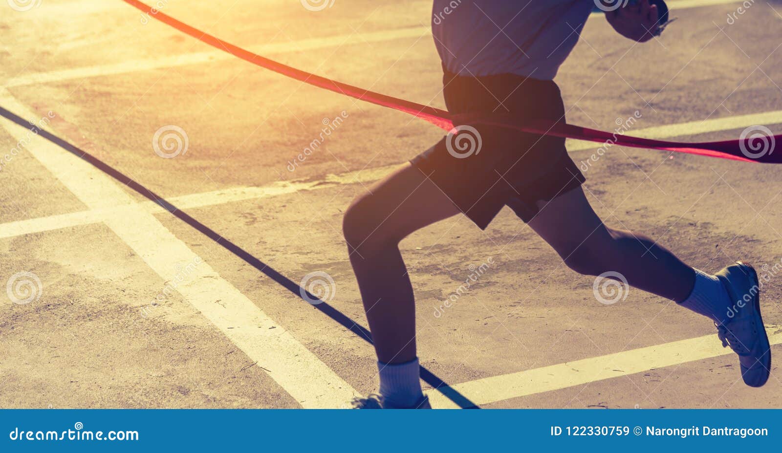 Red Ribbon at Finish Line . Immagine Stock - Immagine di atleta ...