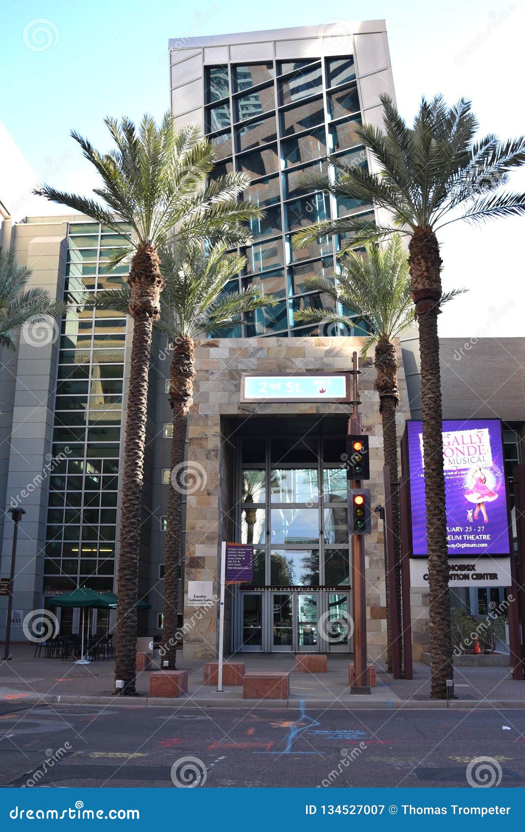 Street View of the Phoenix Convention Center Fotografia Editorial ...
