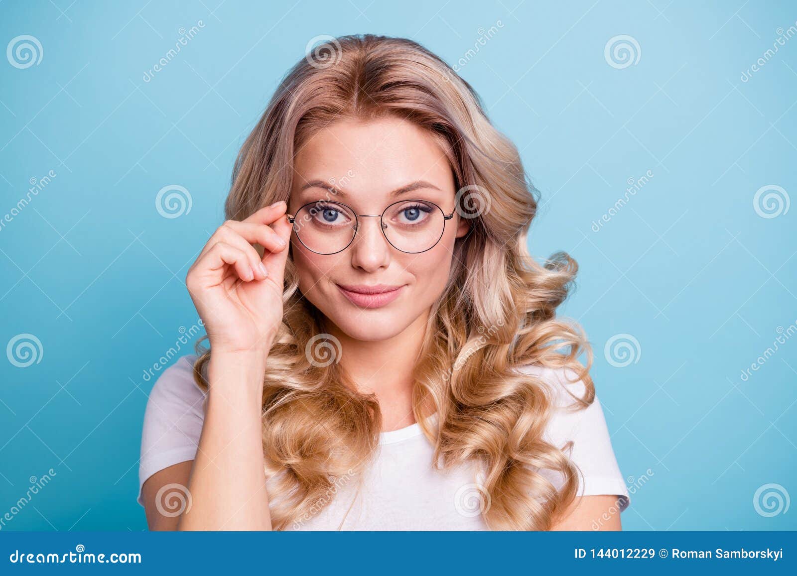 Close-up Portrait of Her she Nice-looking Lovely Sweet Attractive ...