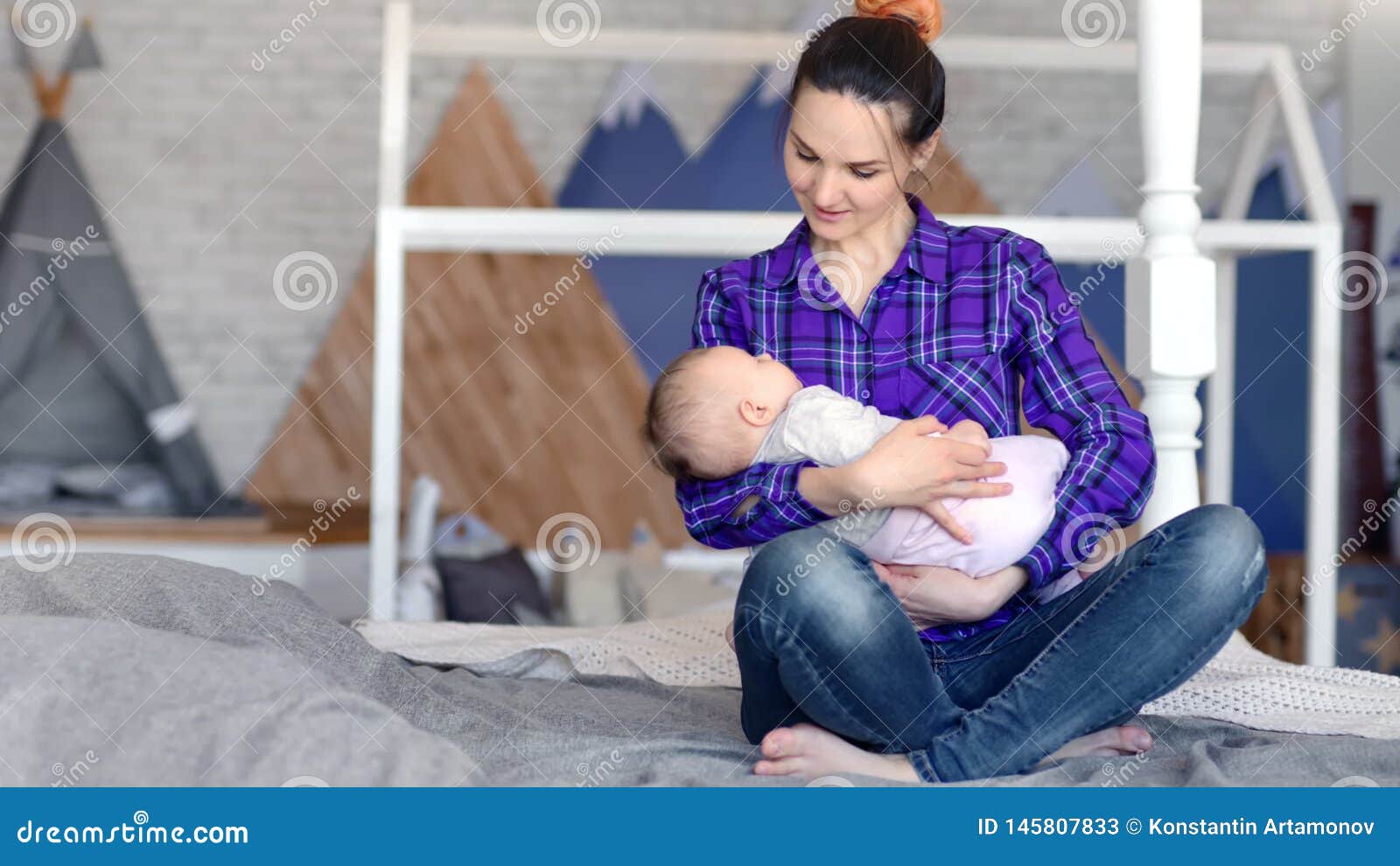 Happy Hipster Young Mother Enjoying Motherhood Lulling Little Cute Baby ...
