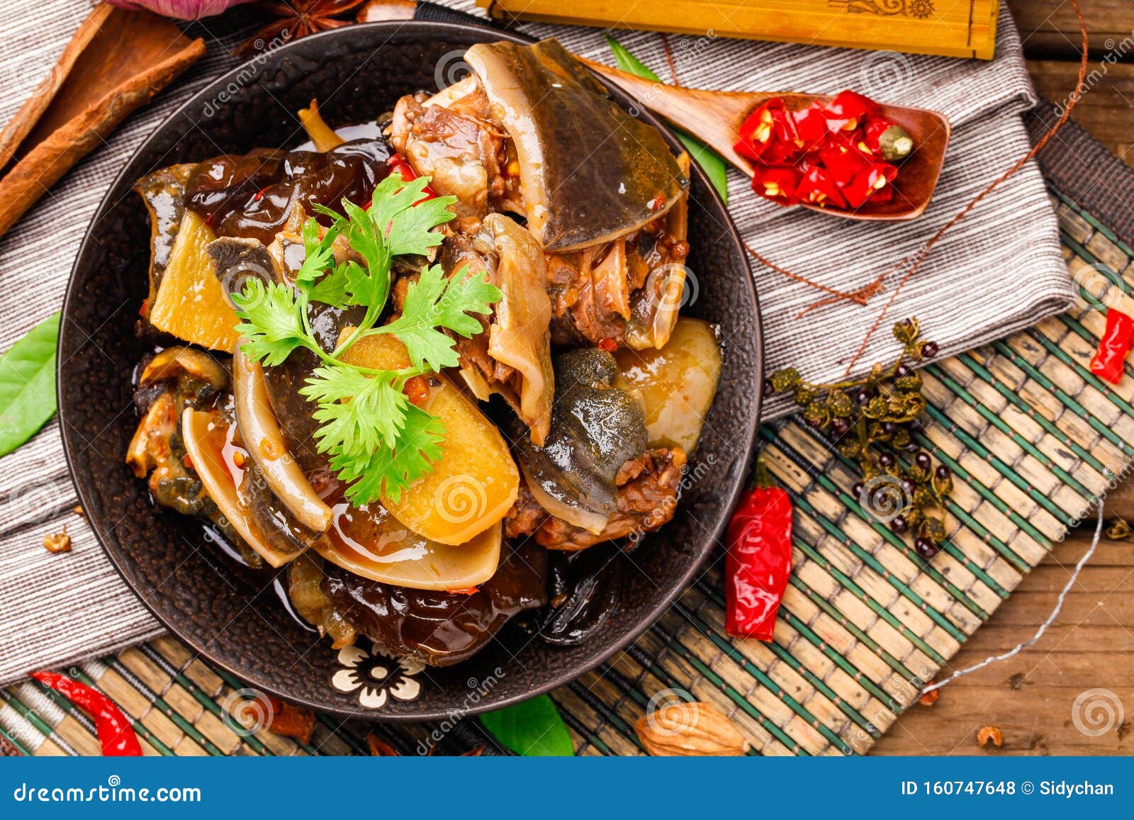 Cook Delicious Dishes with Soft-shelled Turtles 库存照片 - 图片 包括有 美食, 以为特色 ...