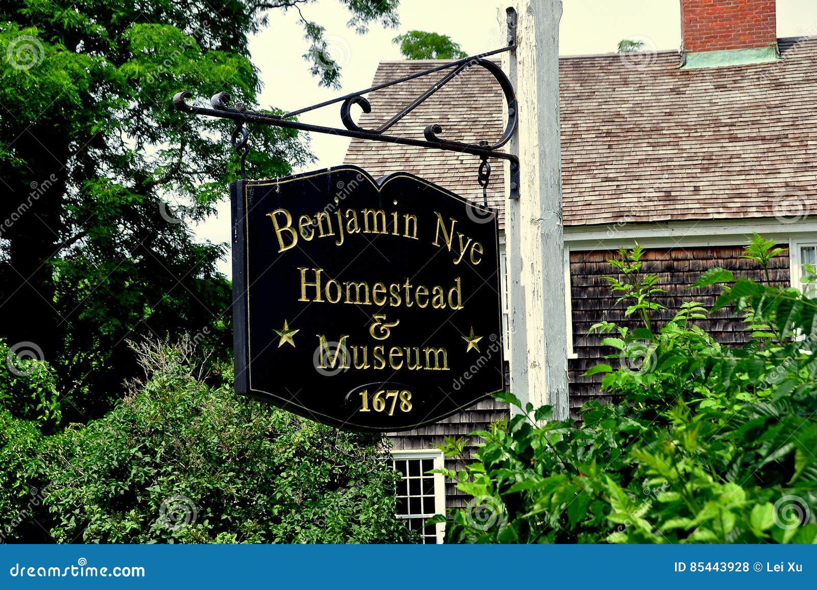 E Sandwich, MA : Benjamin Nye Homestead Sign Photo stock éditorial ...