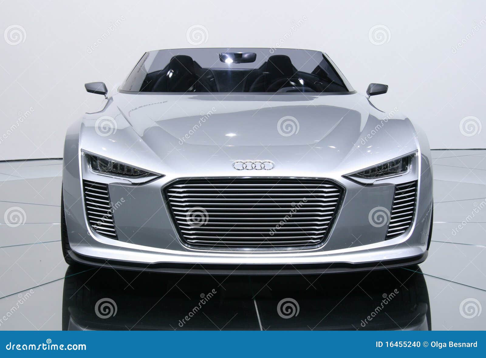 E-Tron Spyder Volkswagen AG Audi Immagine Editoriale - Immagine di ...