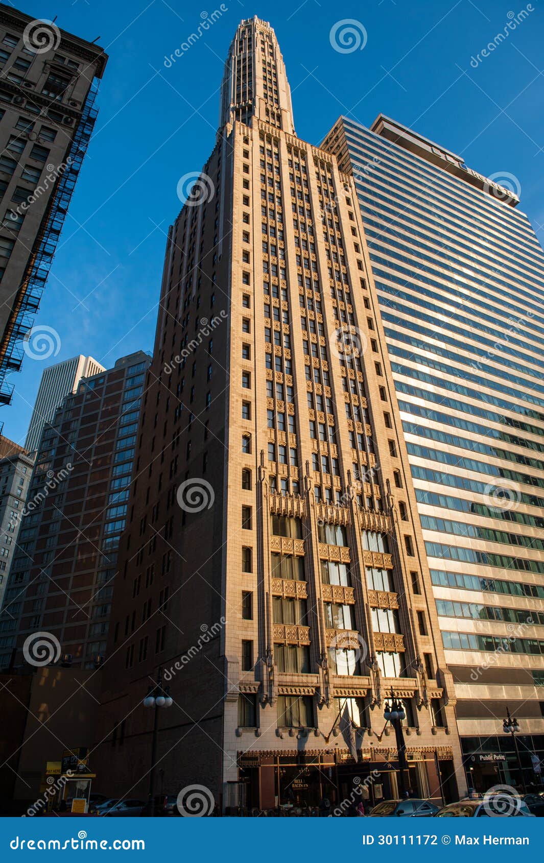 75 E. Wacker editorial photography. Image of america - 30111172