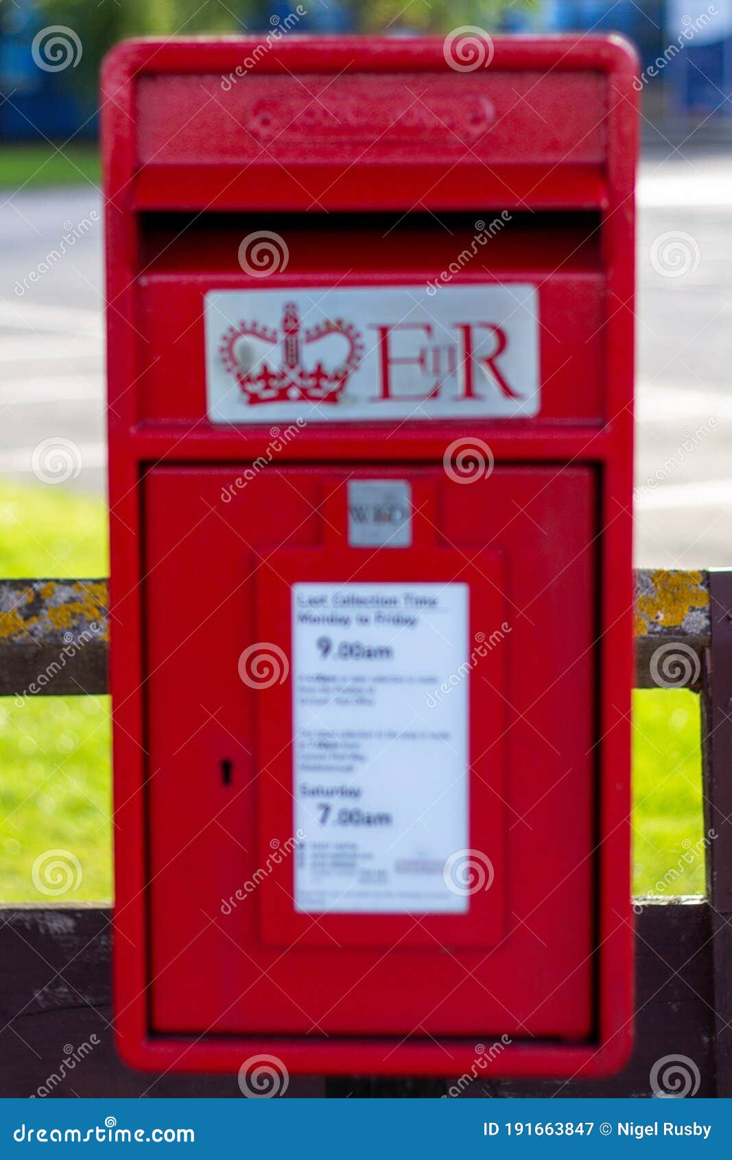 Eaglescliffe, Uk 07,01,2020 Red Uk Post Box Editorial Photography ...
