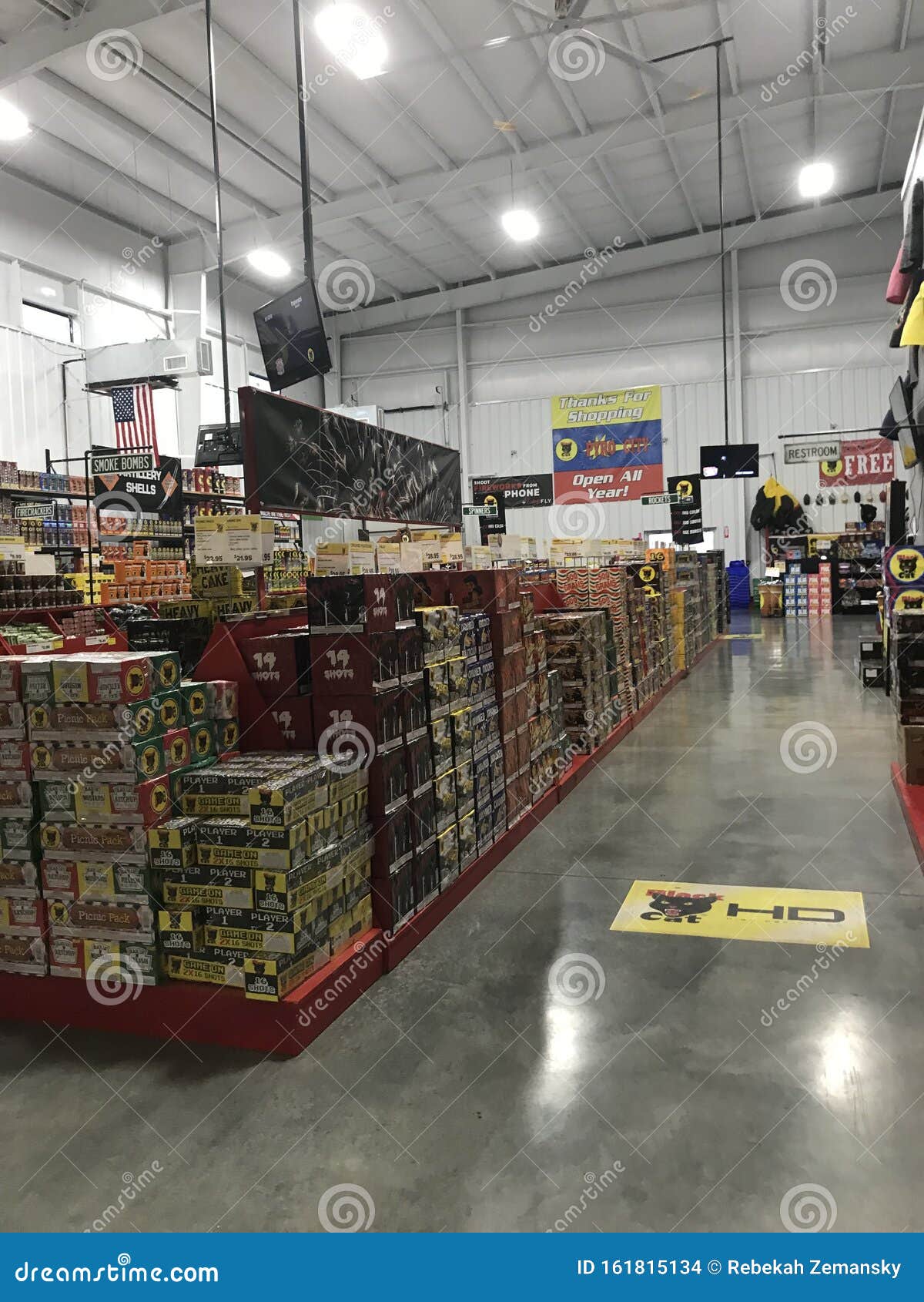 Fireworks Store Interior 7852 Editorial Stock Image - Image of ...