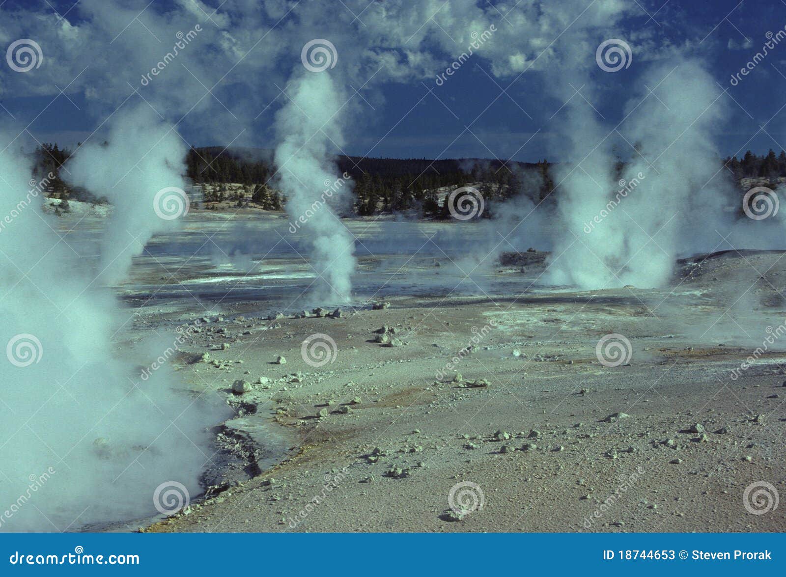Early Morning in the Geysers Stock Image - Image of park, morning: 18744653