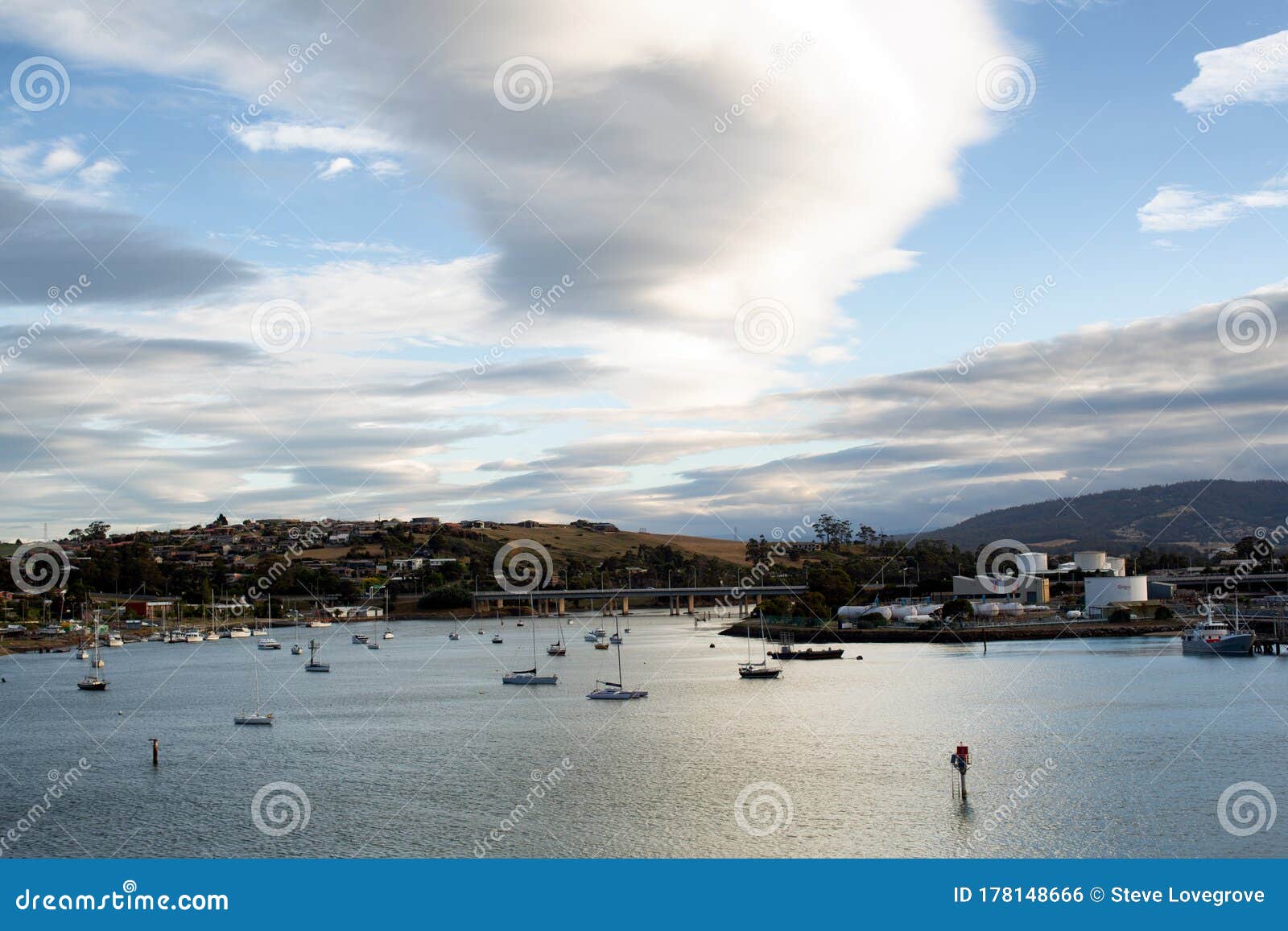 Early Morning View of the Mersey River Devonport Stock Photo - Image of ...