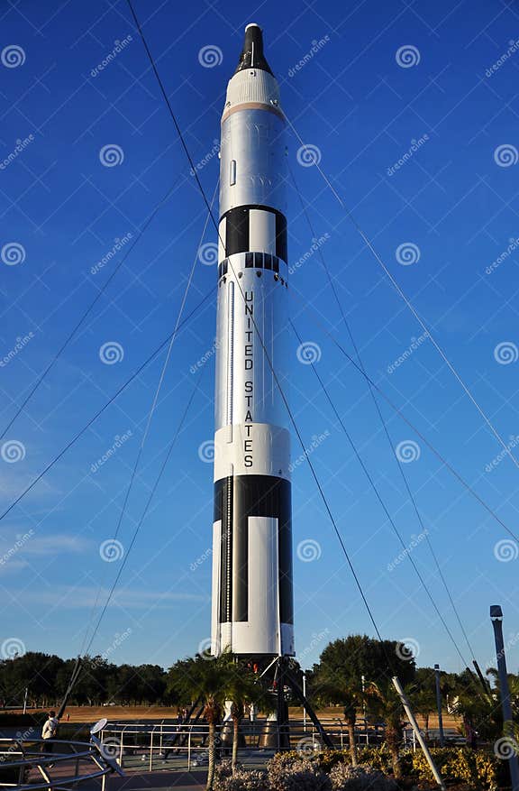 Early Rocket in Kennedy Space Center Editorial Photography - Image of ...