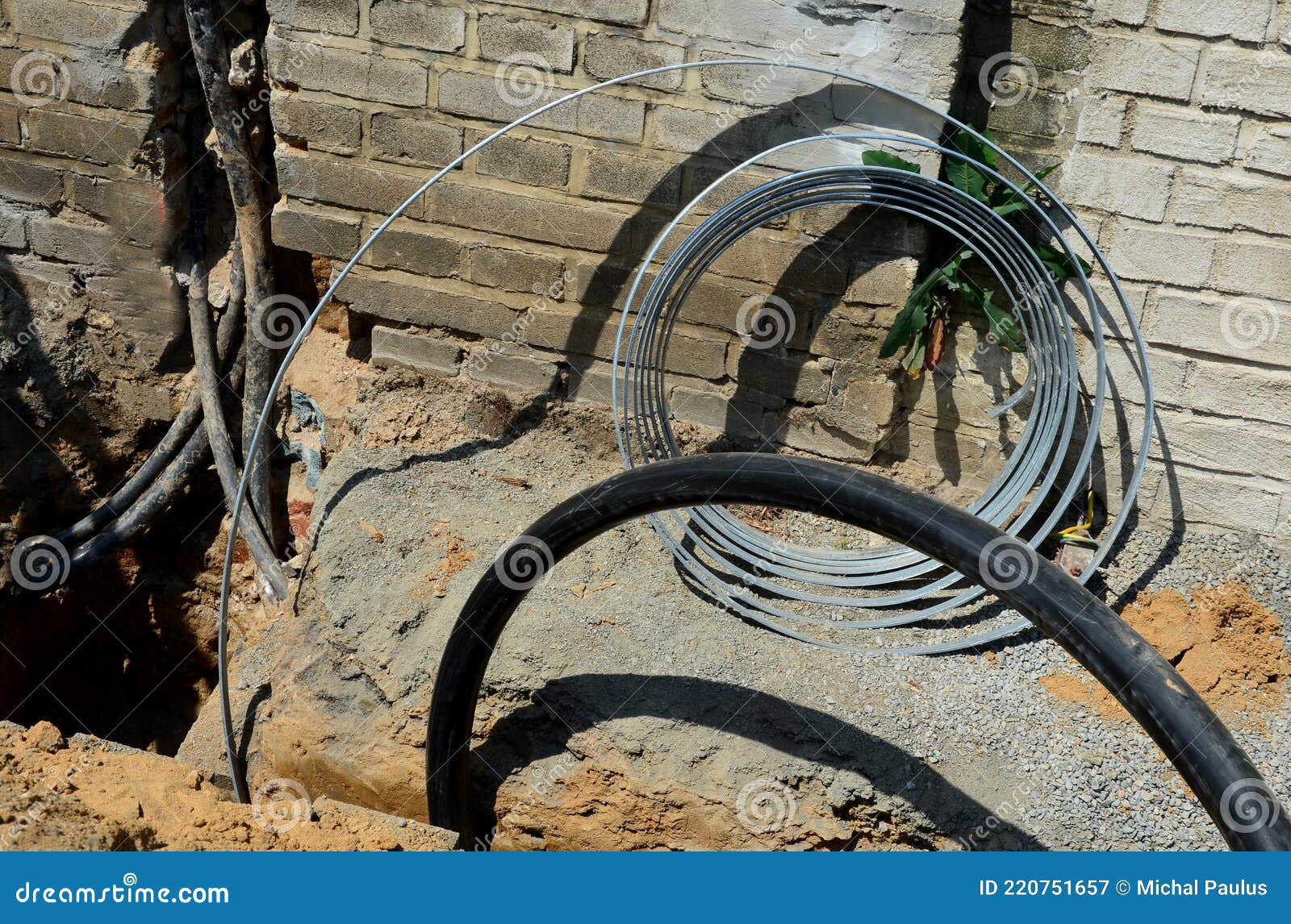 An Earthing Conductor Must Be Installed On Each Roof, Which Copies The ...