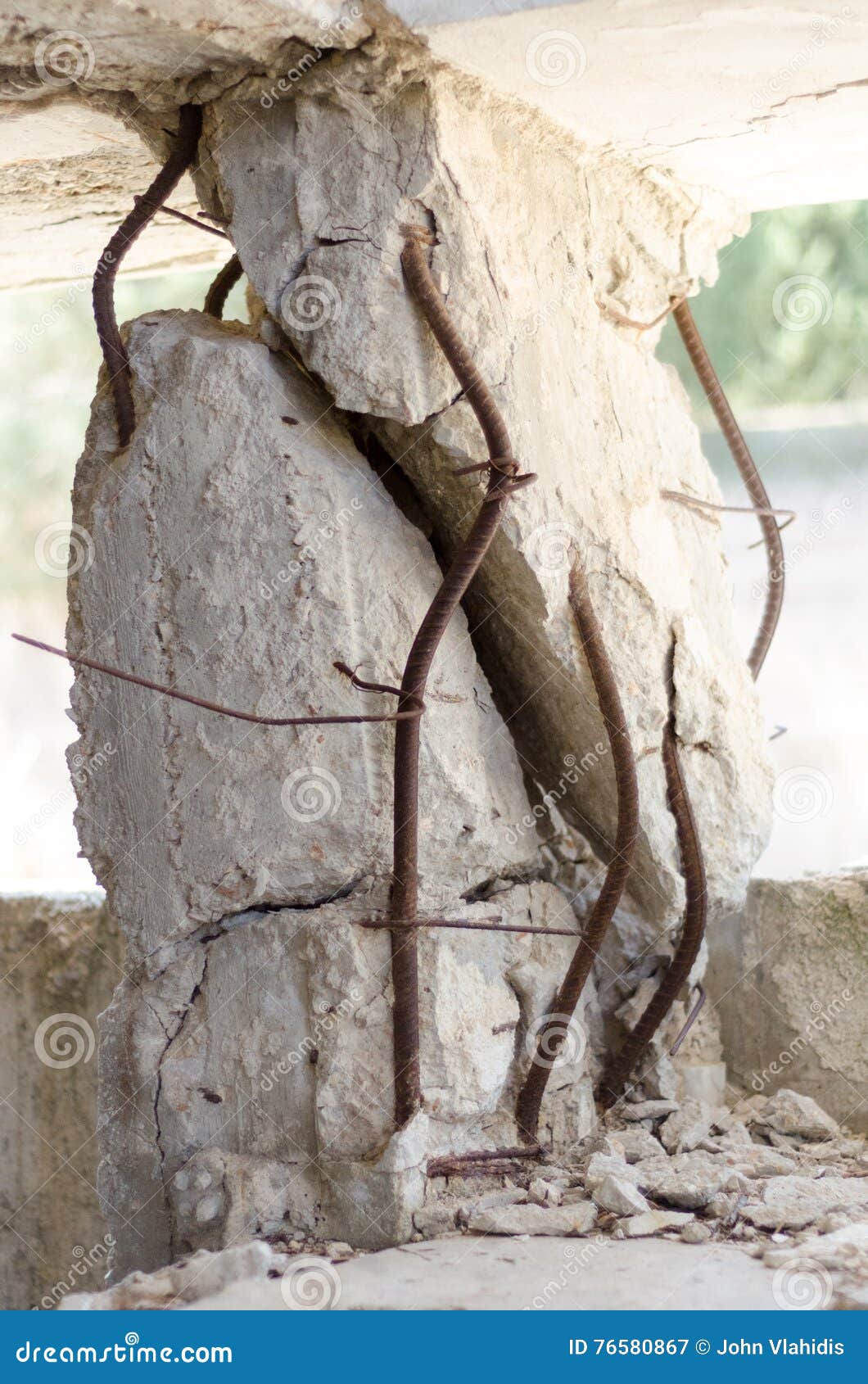 Earthquake Damage Failure Column Stock Image - Image of destruction ...